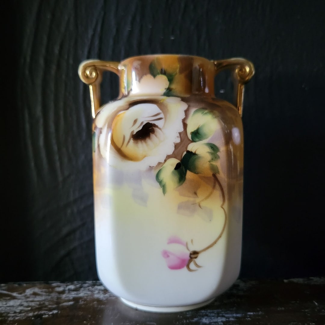 Small Vintage Nippon Morimura Porcelain Vase With Hand-painted Flowers ...