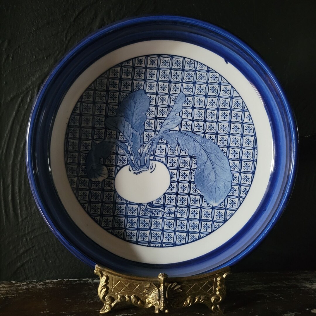 Large Japanese Nabeshima Porcelain Serving Bowl Radish Design - Etsy