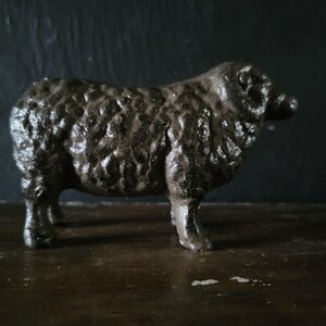 Vintage Cast Metal Sheep Ram Vintage Rustic Farm Door Stop Paperweight ...