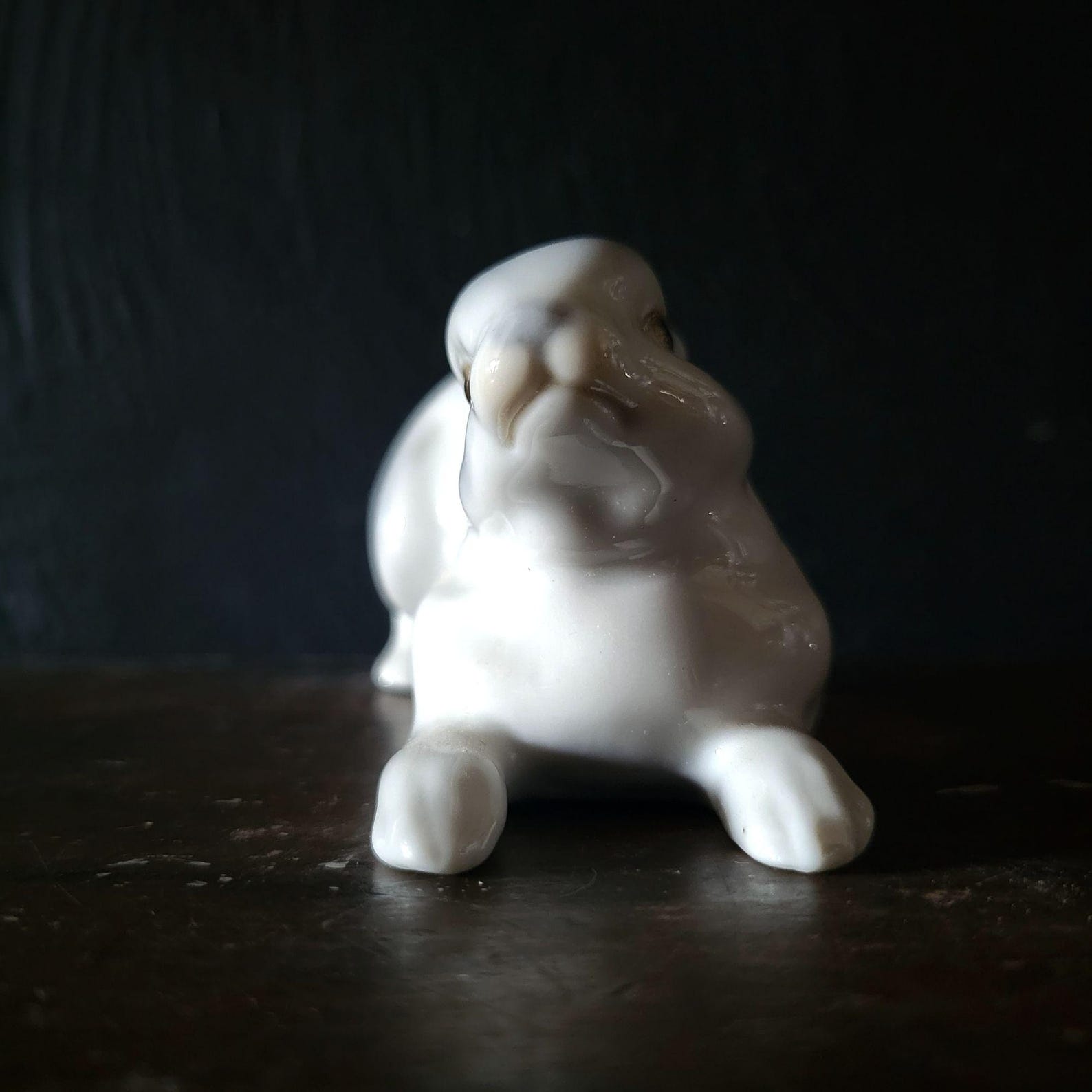 Vintage Zaphir Lladro Bunny Rabbit Crouching Figurine Porcelain Spain F ...