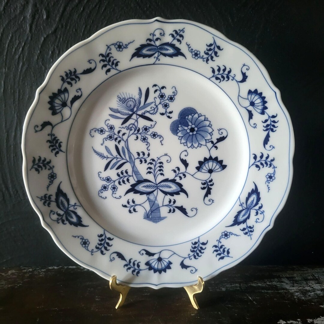 Blue Danube Dinner Plate Floral Pattern & Scalloped Edge, Blue and ...