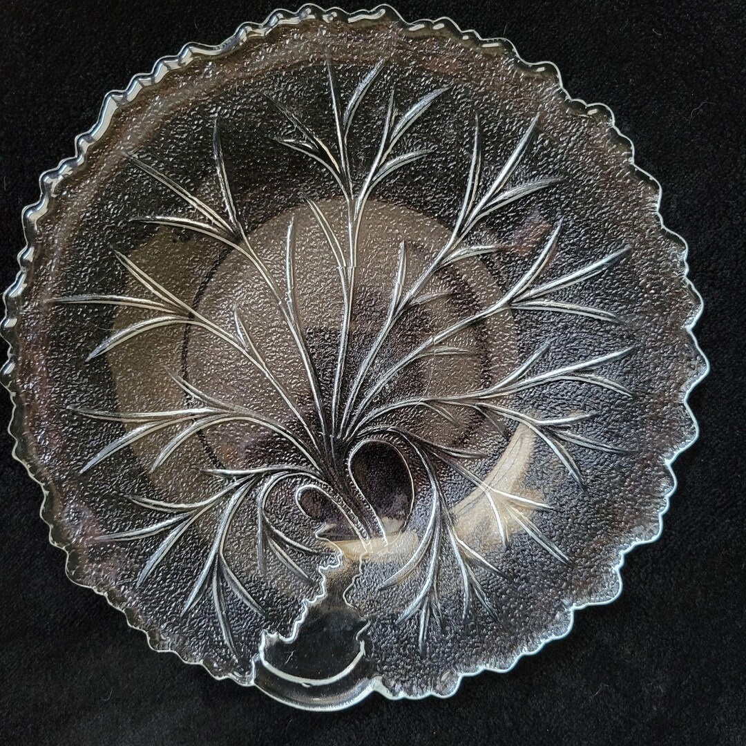 Vintage Indiana Pebble Clear Glass Cabbage Leaf Plate 8 1/2" Vintage ...