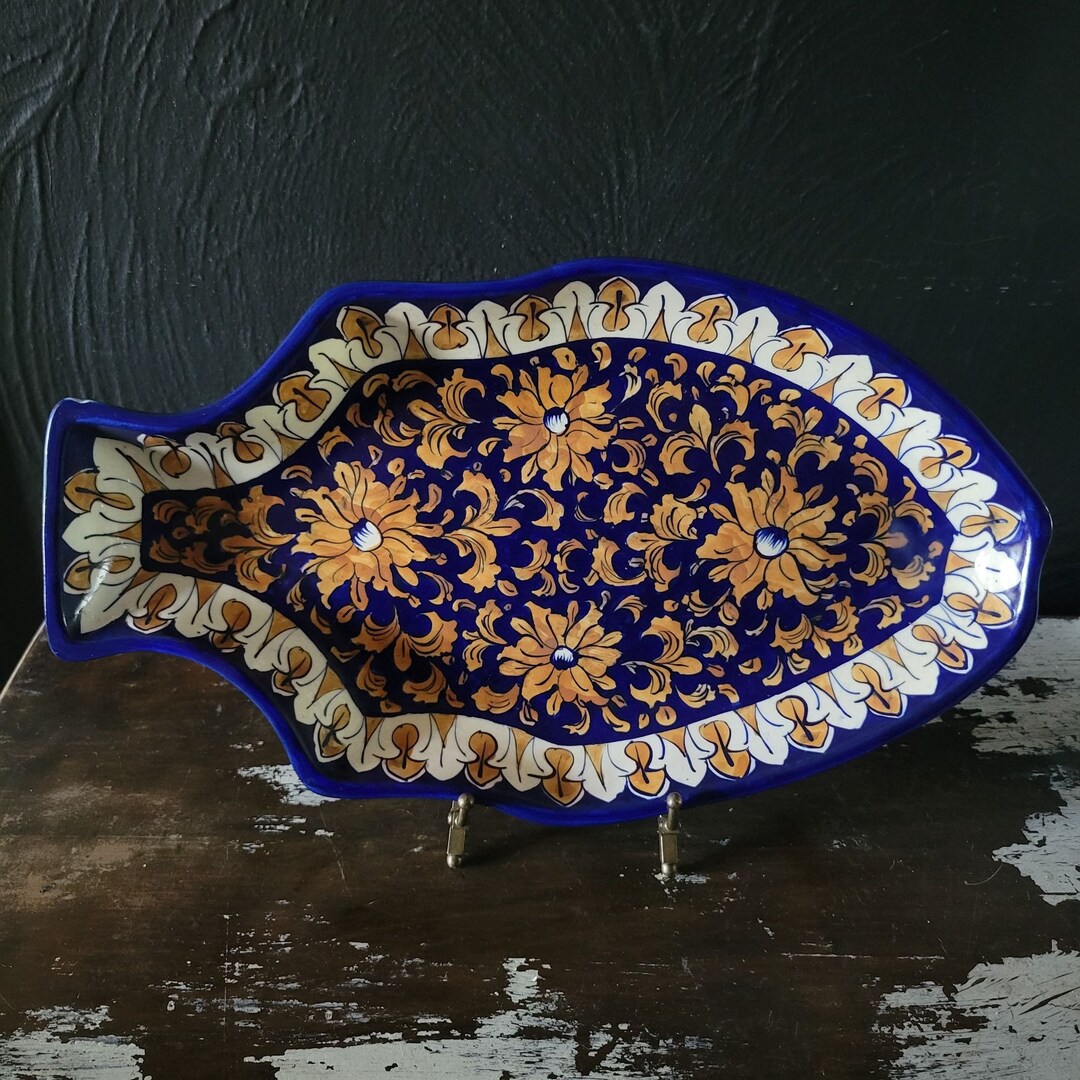 Manzoor Blue Pottery Fish Plate, Pakistan Pottery - Etsy