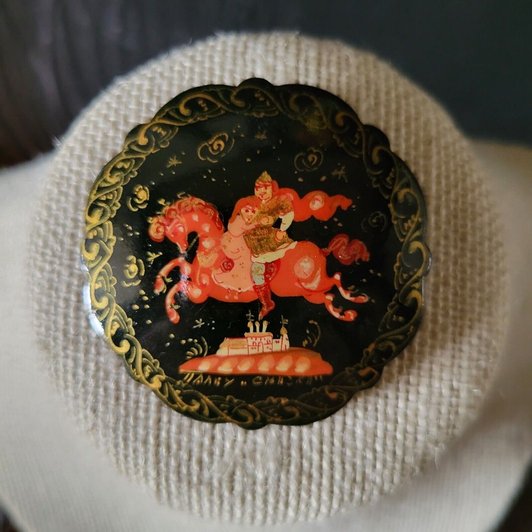 Vintage Russian Lacquer Brooch Palekh Art Russian Folk Art Couple on ...