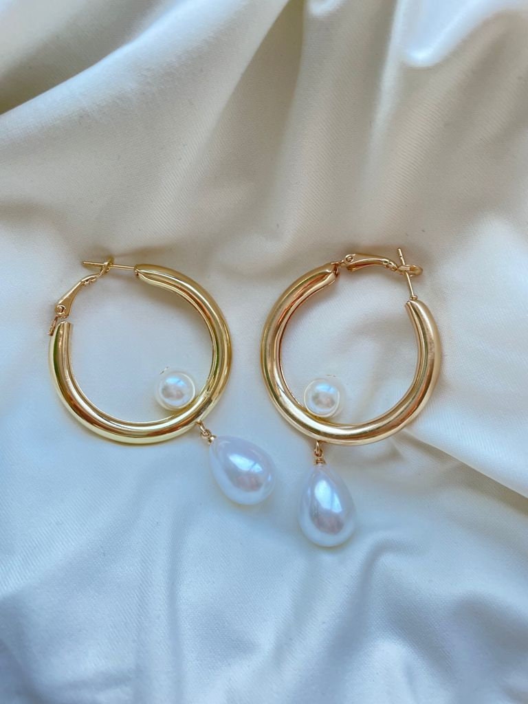 Aros de perlas, pendientes de aros, pendientes de perlas, aros de oro ...