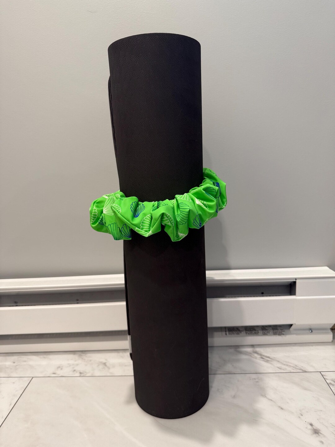 Yoga Mat Scrunchie Strap: Fold-and-go Fitness Accessory - Etsy