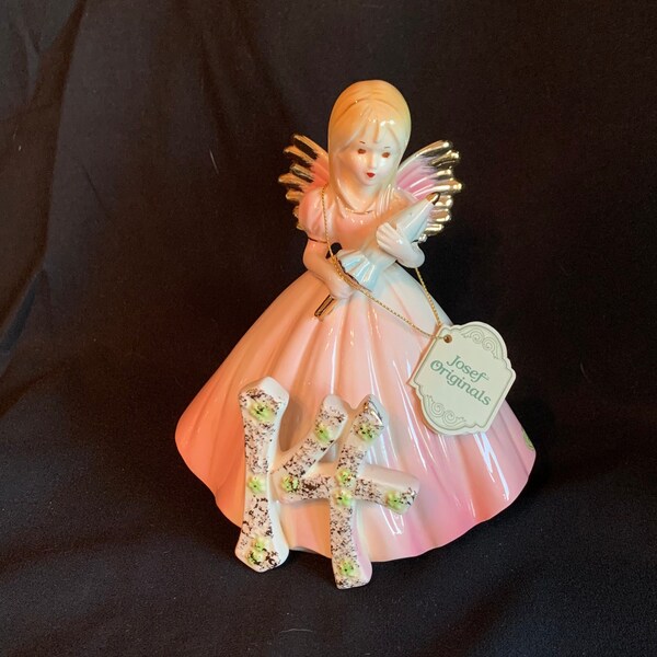 George Good Figurine - Etsy