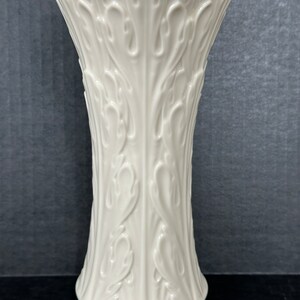 Vintage Lenox Woodland Collection 8.5" Vase, Giftware Only, Cream ...