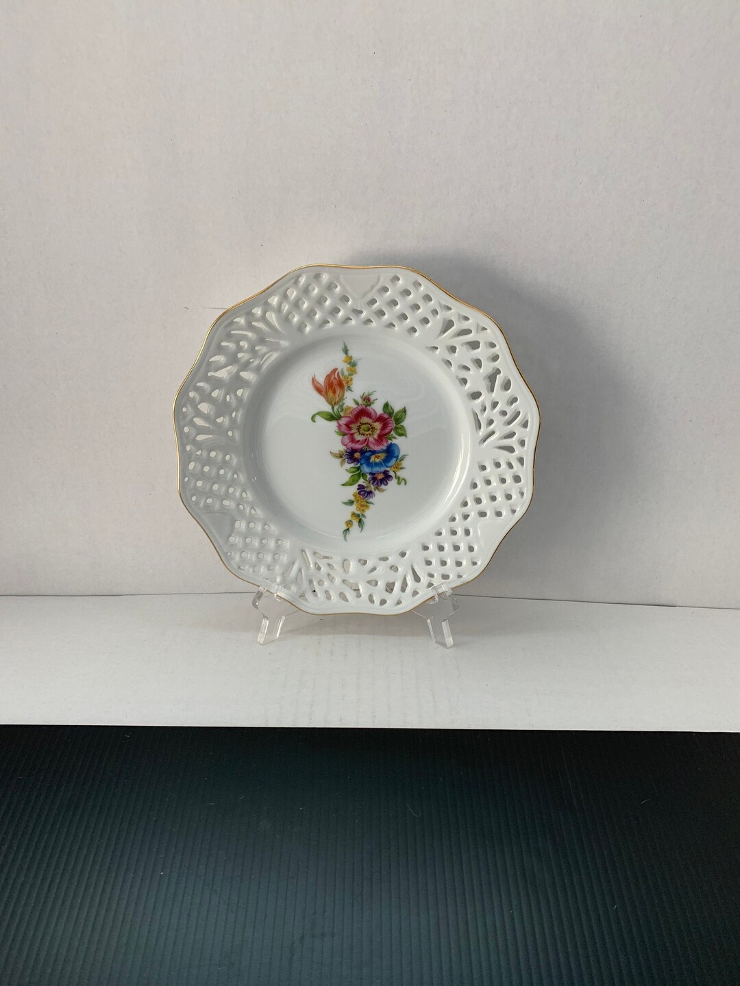 Winrose Collection White With Flowers Plate, Hand Decorated in USA ...