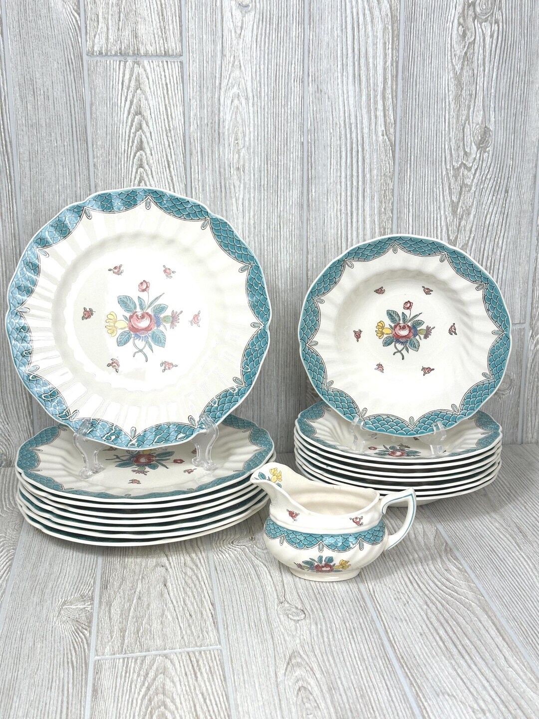 Vintage 1940's Royal Doulton Lowestoft Bouquet Dinnerware, Plates ...