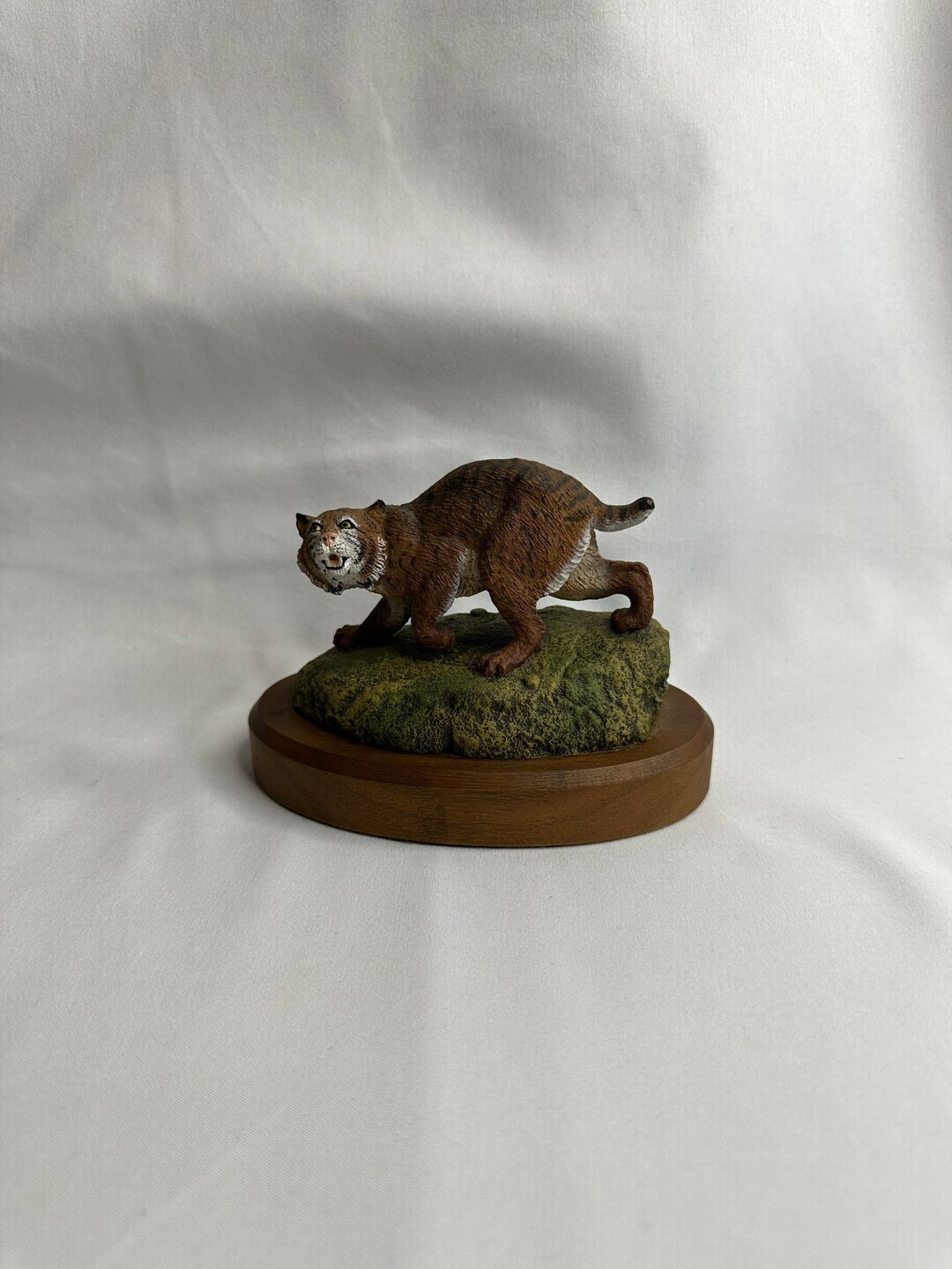 Vintage 1979 Hamilton Collection Bobcat Figurine on Wood Base, American ...