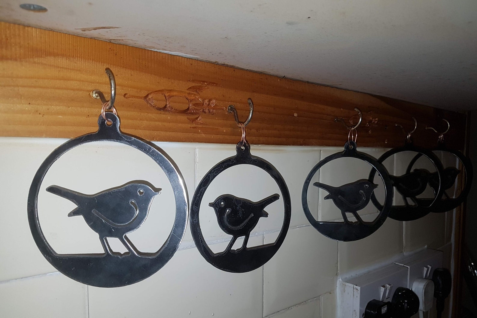 Metal Robin in a Disc Door Hanger Metal Garden Art Made - Etsy UK