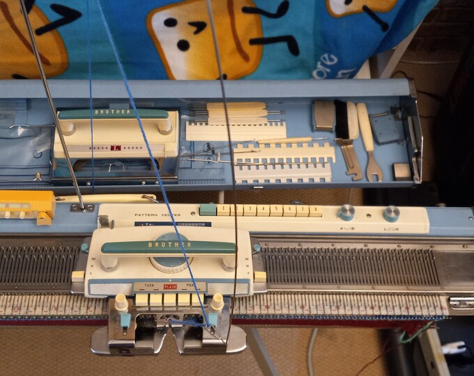 Brother Knitting Machine With 8-push Button Patterning - Etsy