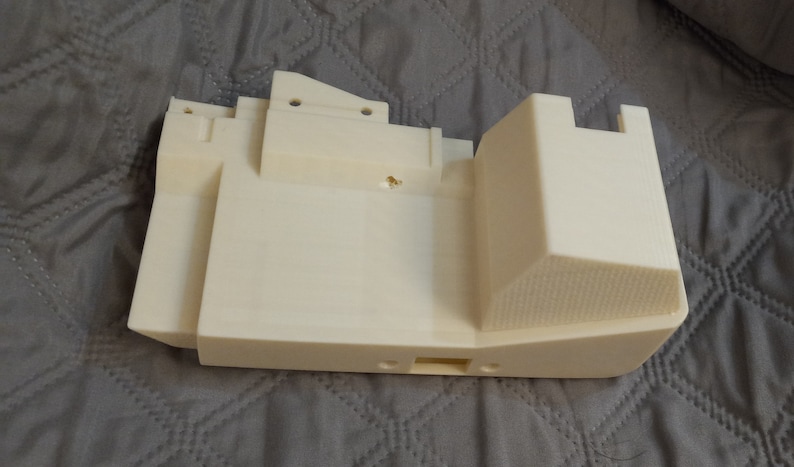 3D Printed NEW Right-hand Side End-cap for Brother Knitting Machines ...
