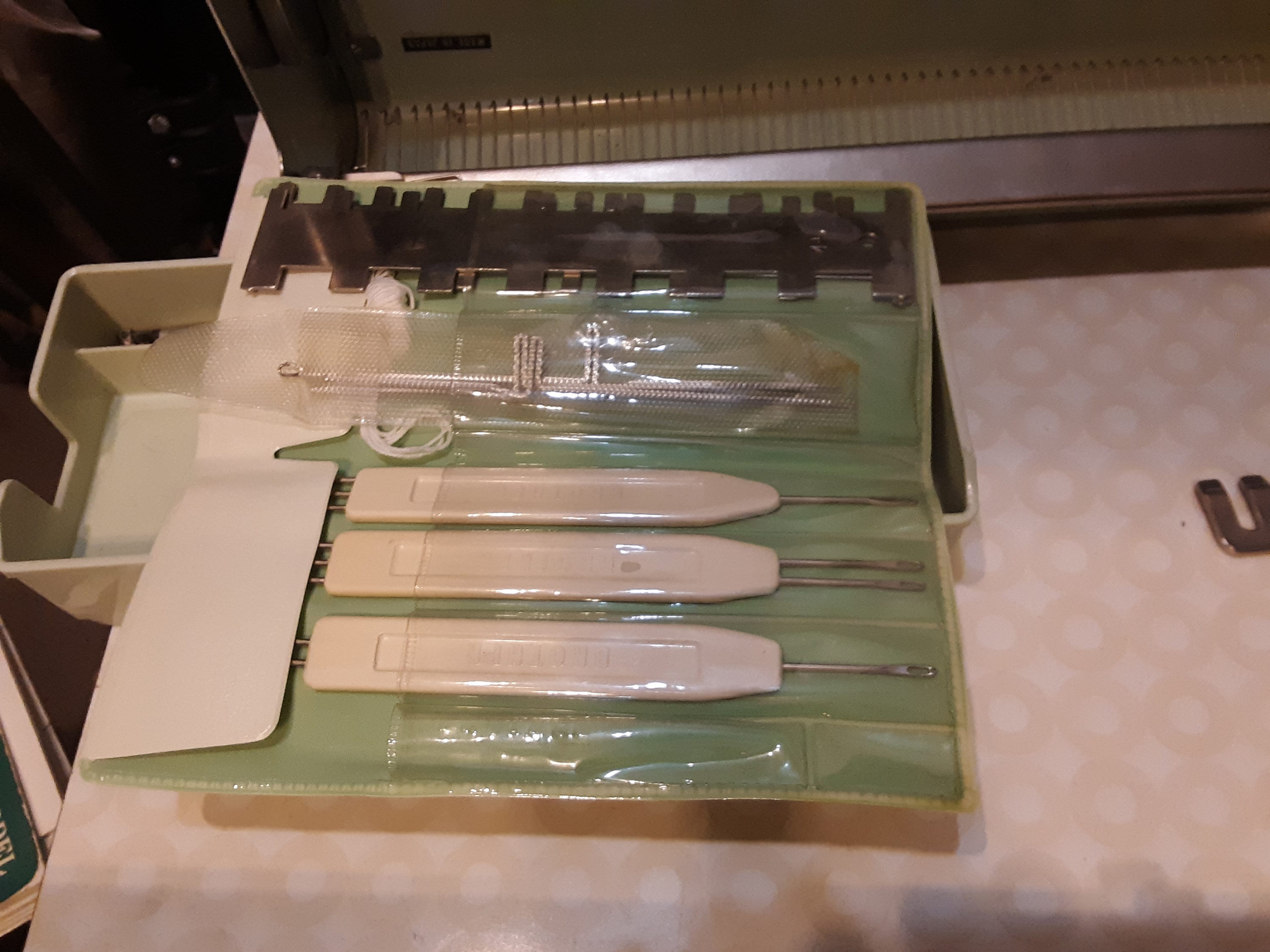 Brother KH551 Knitting Machine With Four-push Button - Etsy