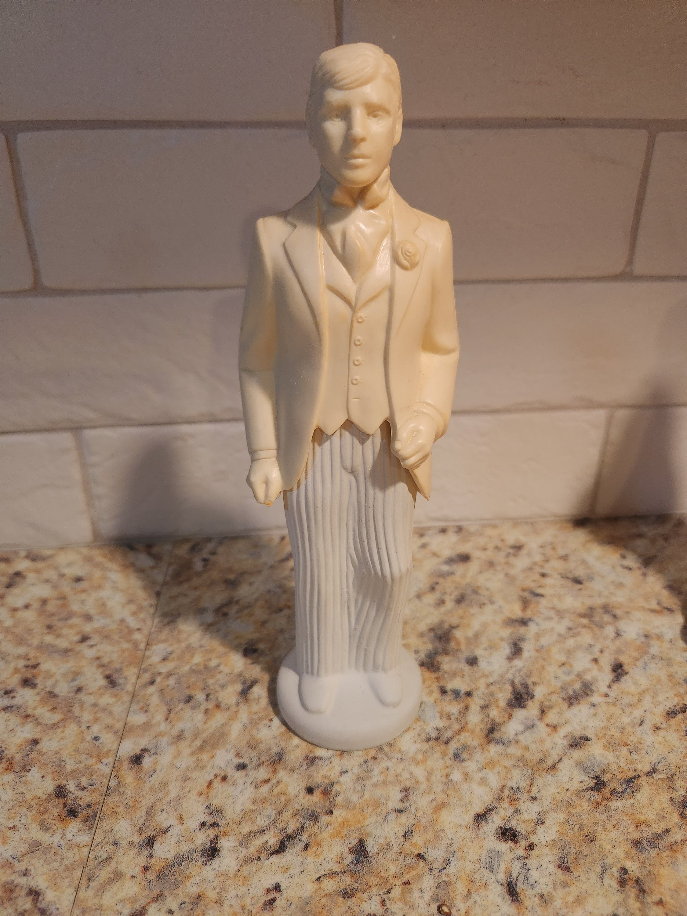 Vintage Avon Bride and Groom Decanters - Etsy