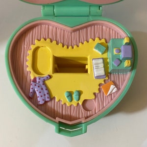 Bluebird Vintage Polly Pocket 1991 Midge's Bedtime Ring Case Playset ...