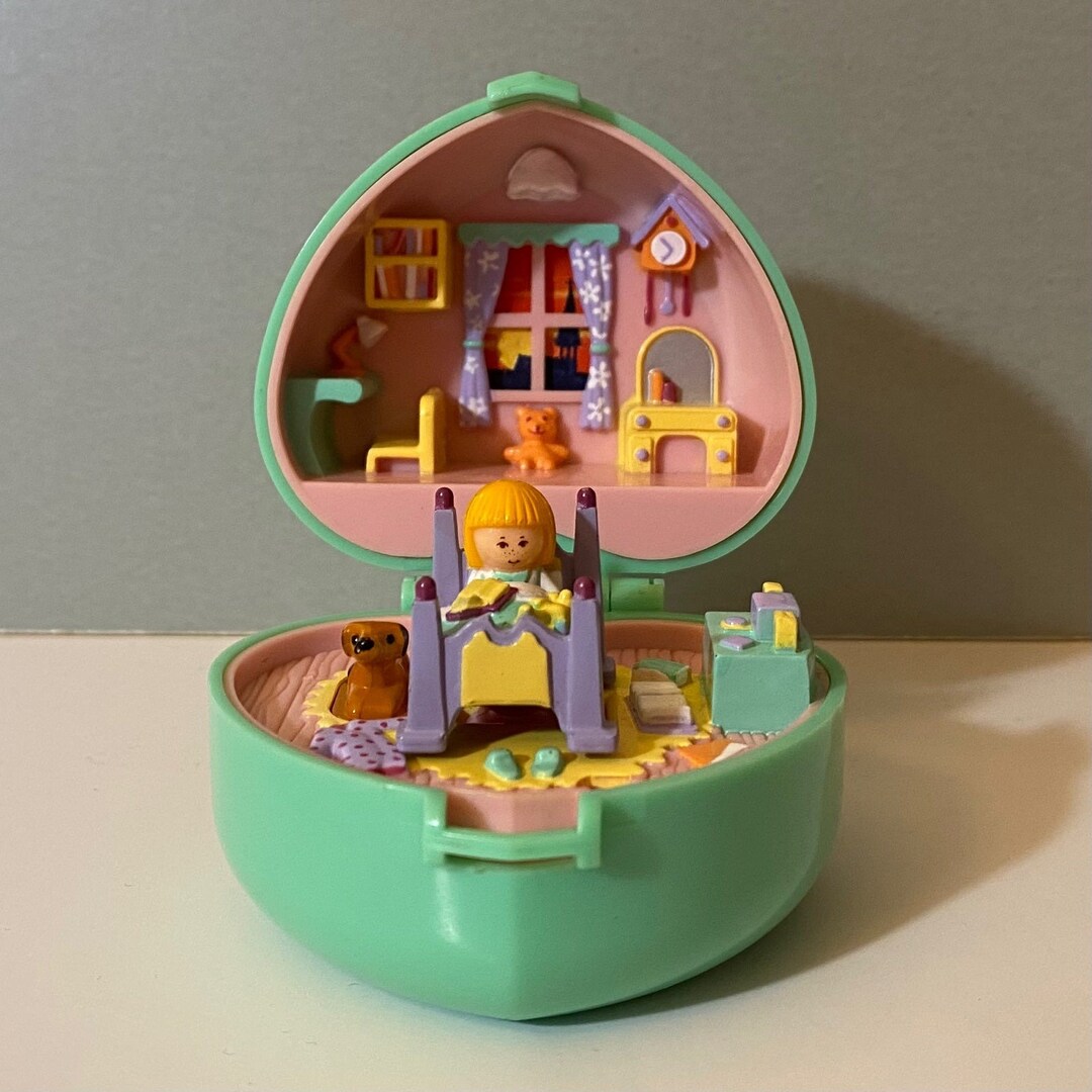 Bluebird Vintage Polly Pocket 1991 Midge's Bedtime Ring Case Playset ...