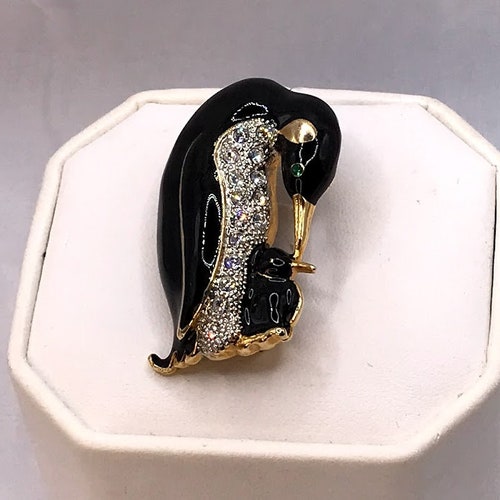 Officially Quite A Good Mum Pin Mum Pin Pins for Mothers | Etsy