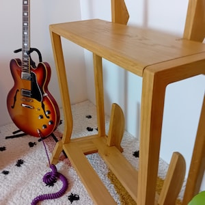 Natural Pi Amp Stand: Handmade Solid Wood Angled Guitar Amplifier Stand ...