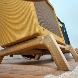 Natural Double Amp Stand: Handmade Solid Wood Guitar Amplifier Stand ...