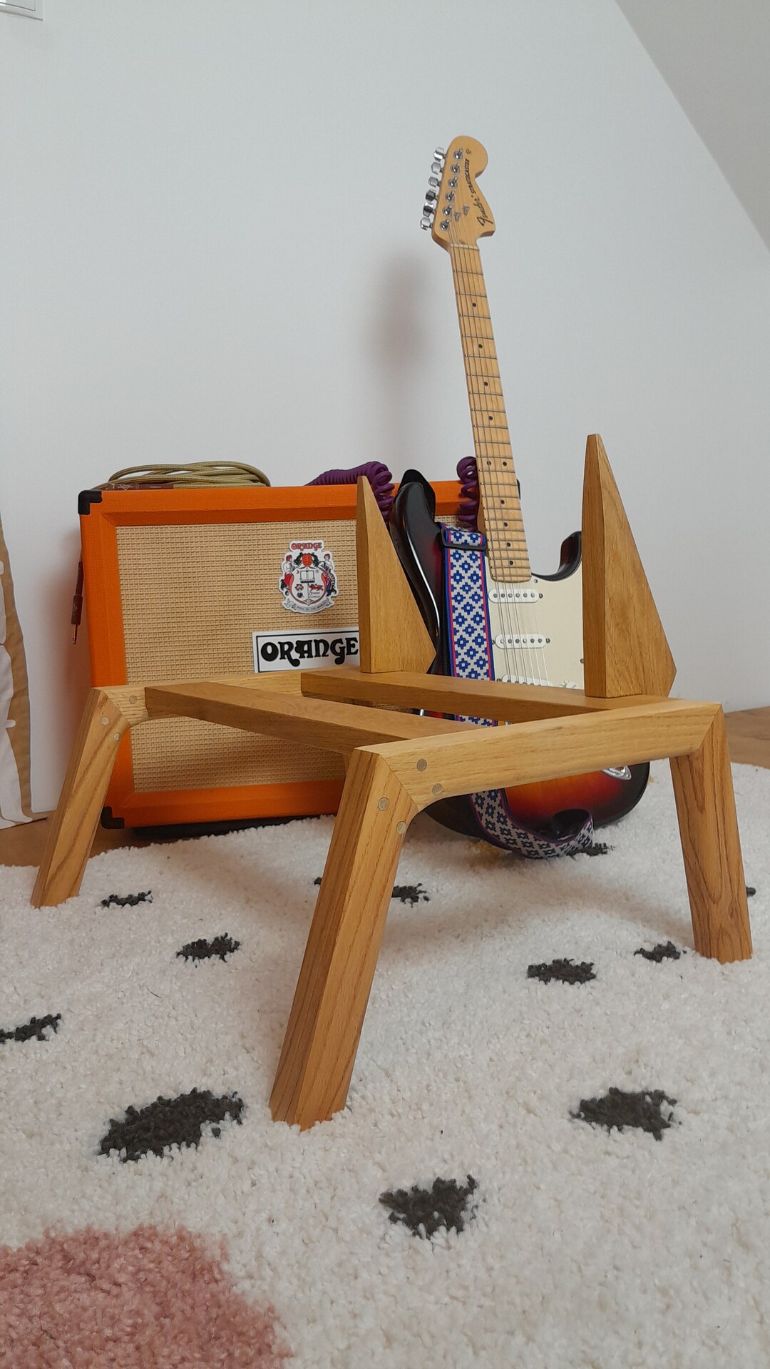 Lakefront Hi-amp Stand, Custom Made Solid Wood Guitar Amplifier ...