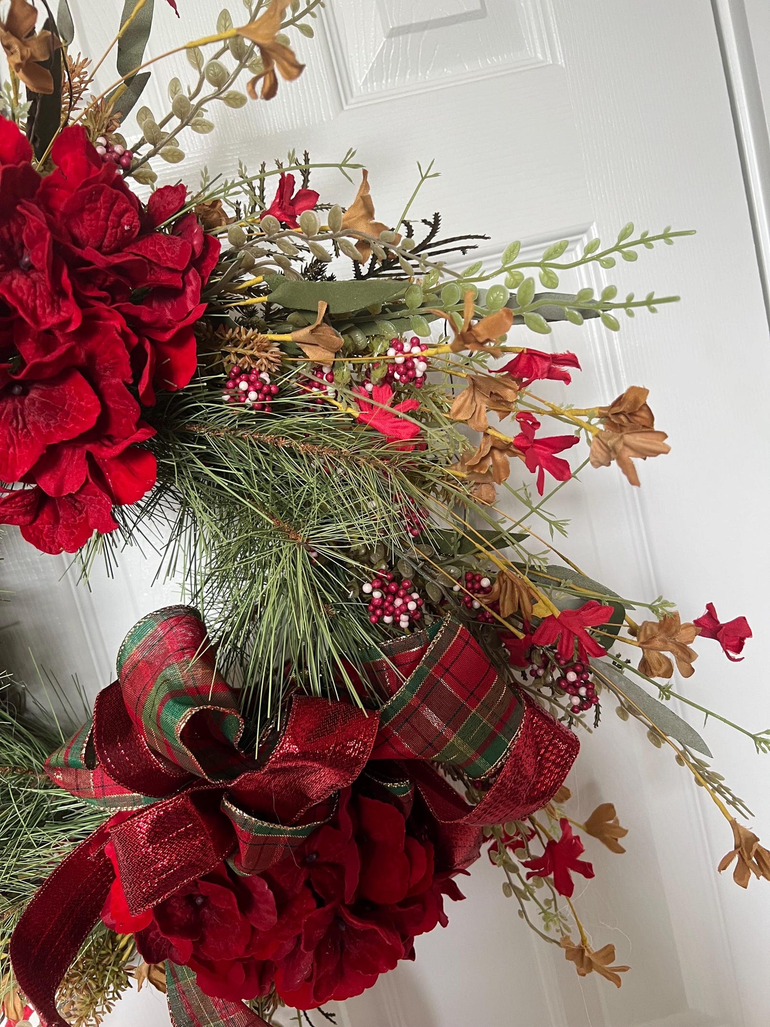Christmas Red Geraniums, Pine, Berries, and Bow - Etsy