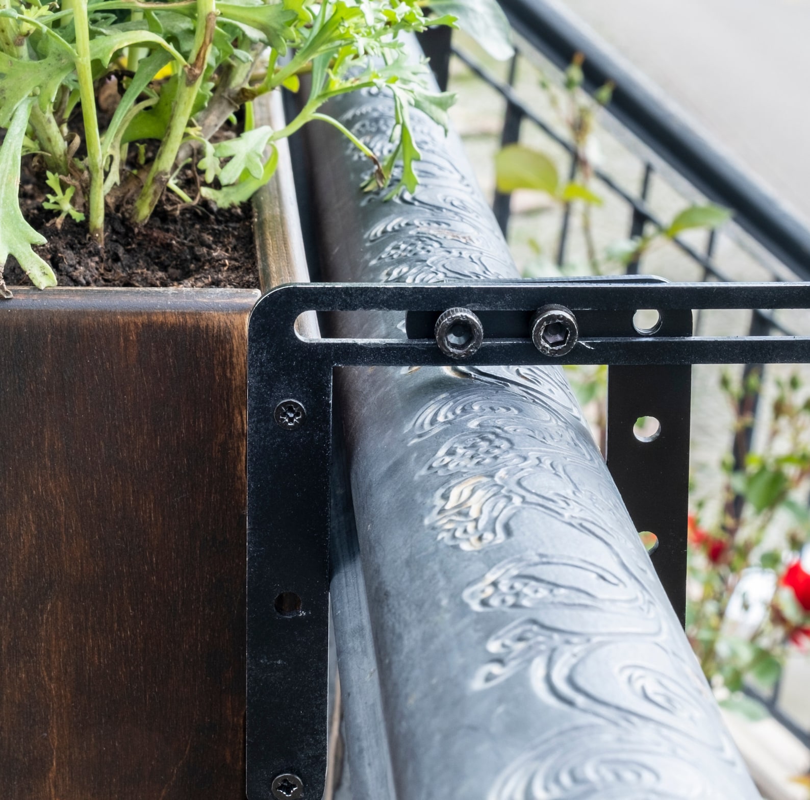 Balcony Railing Planter Box, Apartment Garden Hanging Rail Stand ...