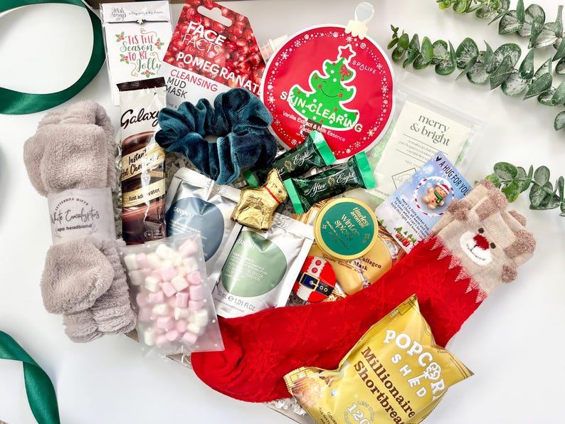CHRISTMAS HAMPER | Xmas Self Care Kit | Secret Santa Pamper Gift for ...