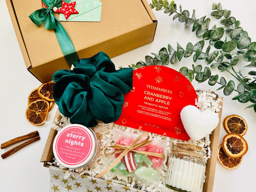 Christmas Spa Gift for Her Pamper Hamper Xmas Gift for Sister, Friend ...