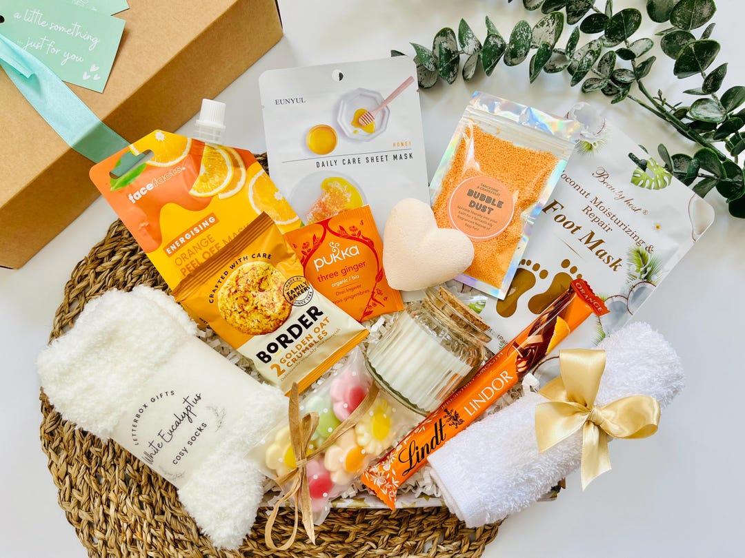Cosy Vibes Spa Gift | Self Care Pamper Hamper for Her | Hug in A Box ...