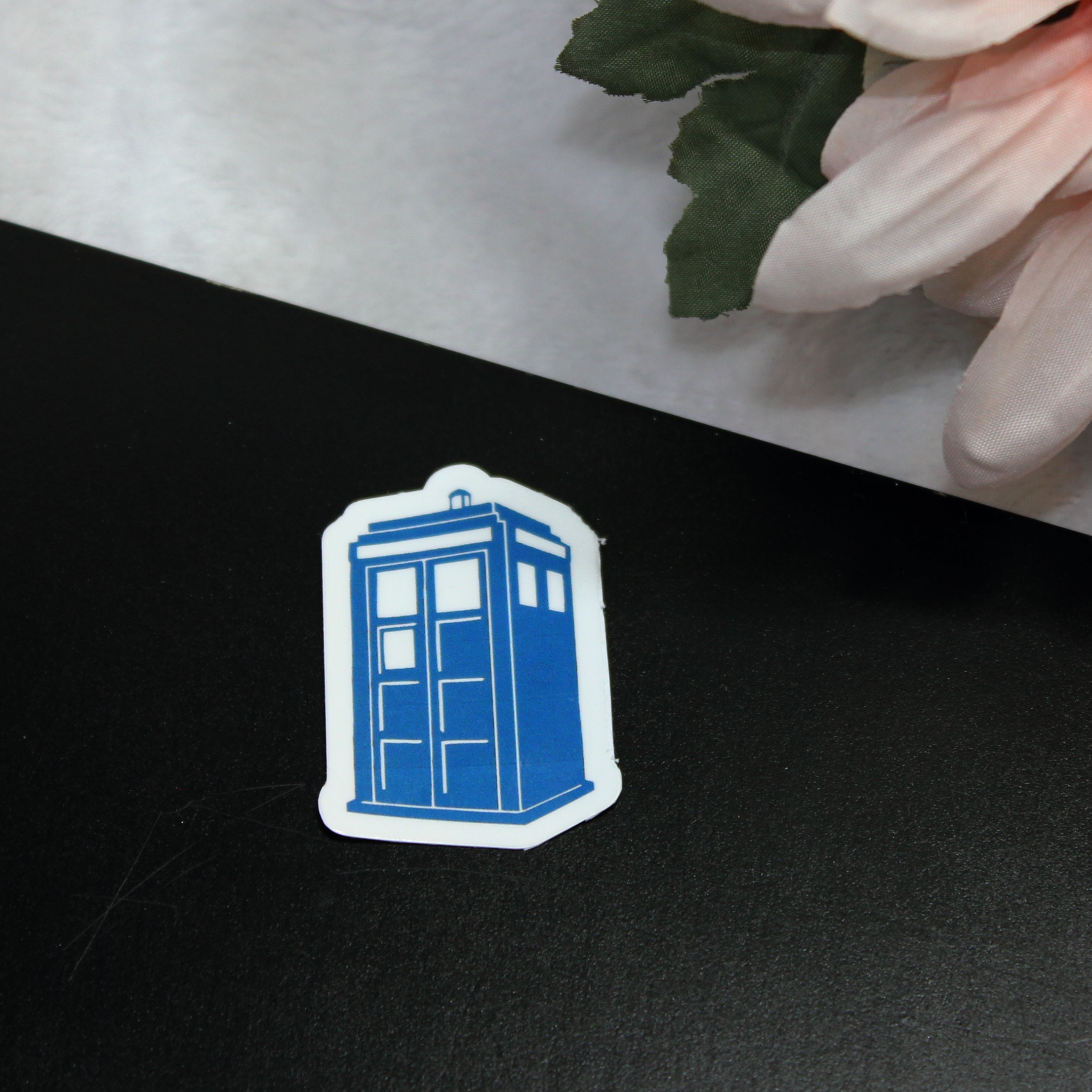 Tardis Outline Vinyl Sticker - Etsy
