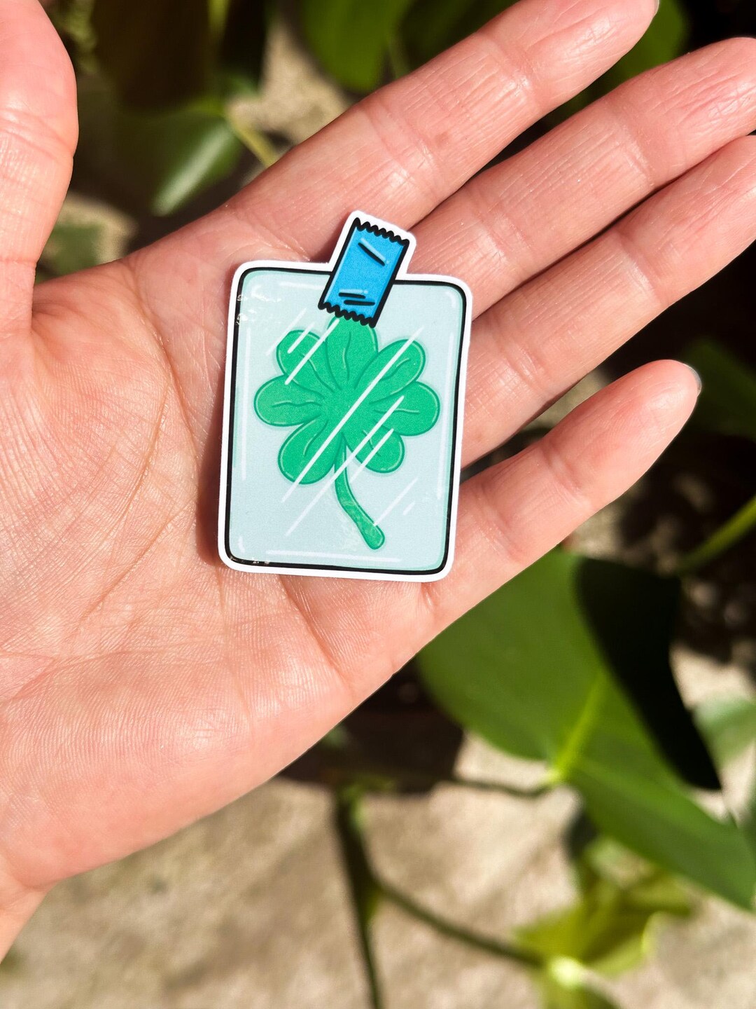 Futurama Sticker: Fry's Lucky Seven-leaf Clover - Waterproof Vinyl ...