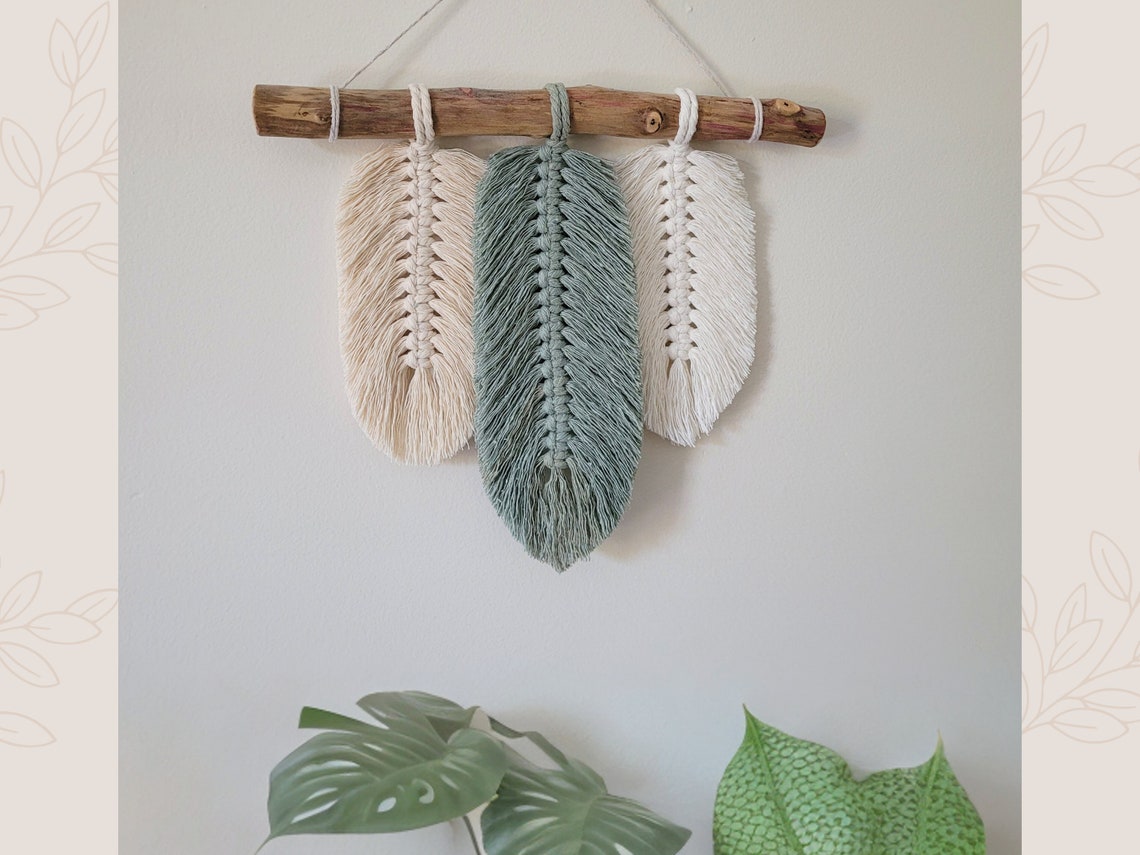 CUSTOM Macrame Feather Wall Hanging | Choose Your Colors | Macrame Leaf ...