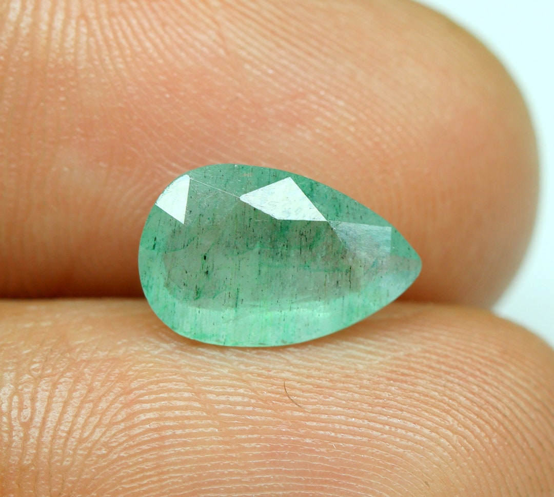 2.00 CRT Amazing Green Emerald Faceted Gemstone Natural Beryl - Etsy