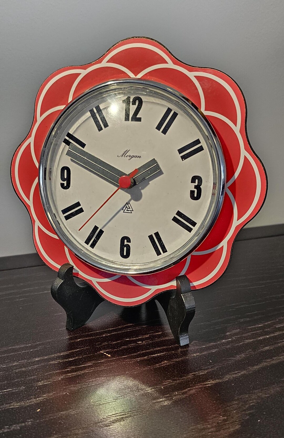 Small Red Cloud Morgan Clock - Etsy