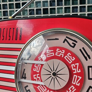 Retro Radio Clock. Unique Rotary Dial Design Clock in the Style of a ...