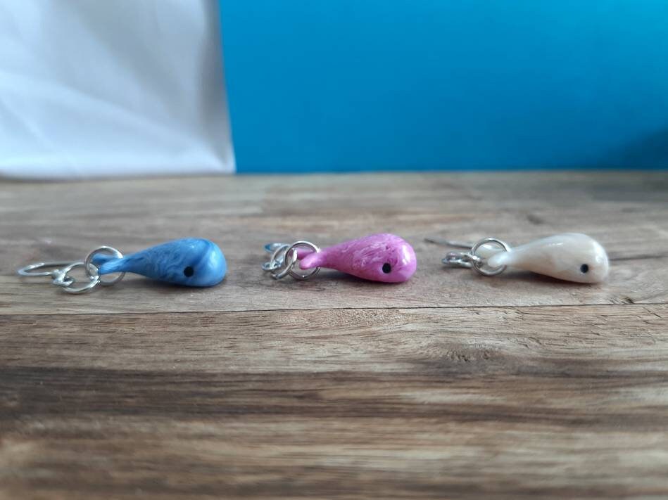 Handmade whale earrings Polymer clay earrings Blue whale - Etsy.de