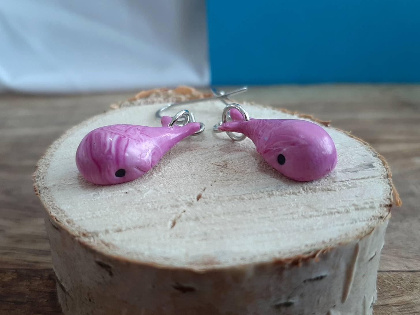 Handmade whale earrings Polymer clay earrings Blue whale - Etsy.de