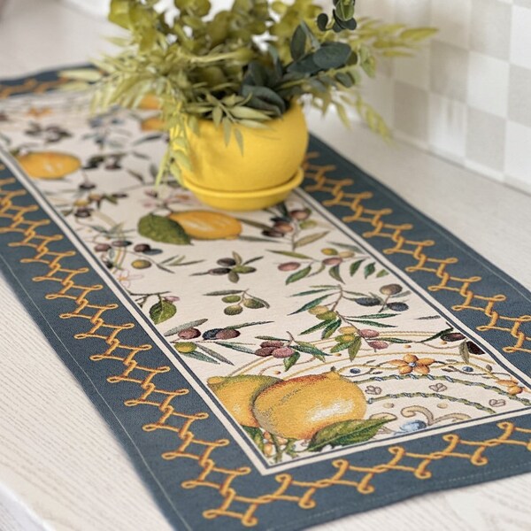 Summer Table Runner - Etsy