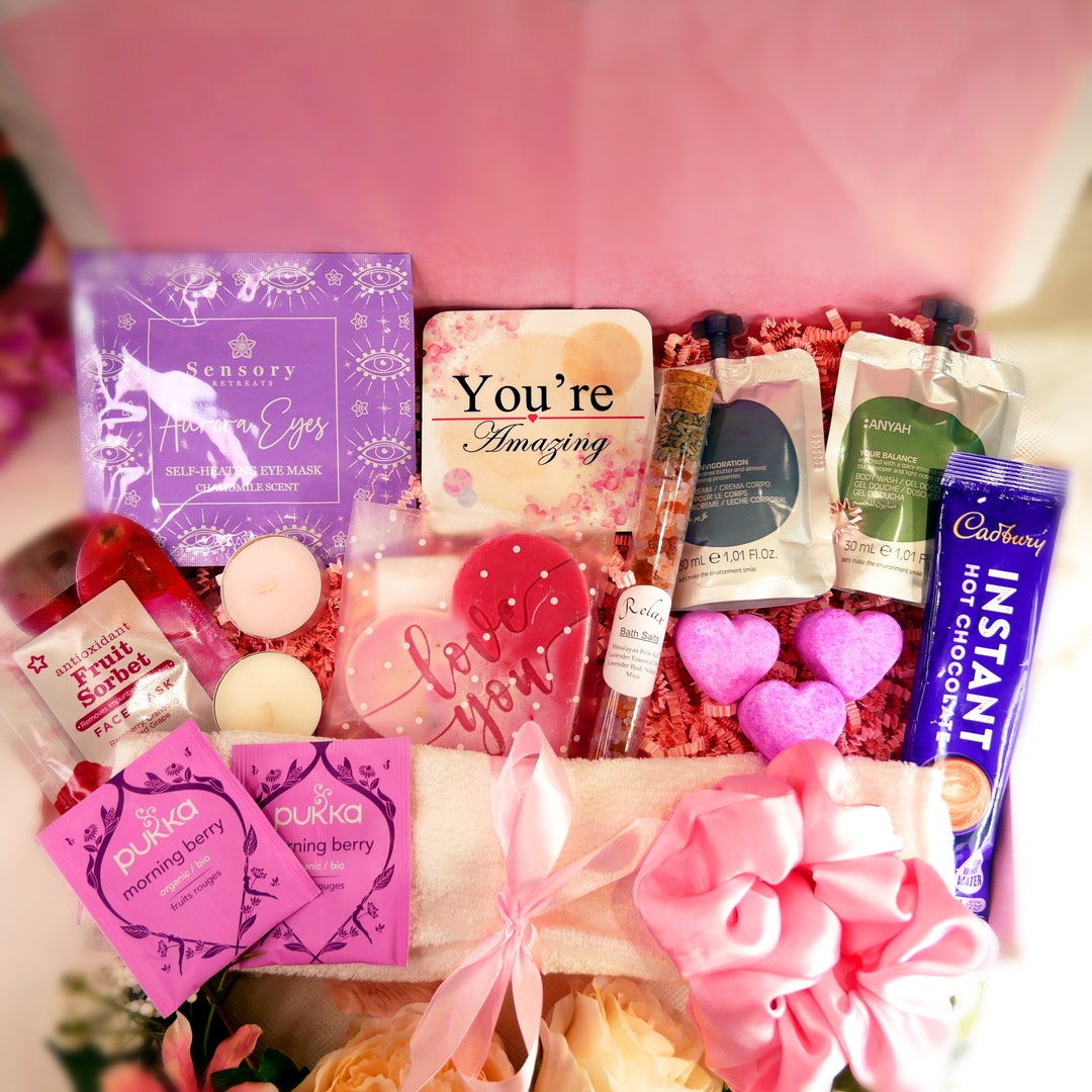 Mothers Day Pamper Gift, Spa Gift Box for Mum, Care Package for Her ...