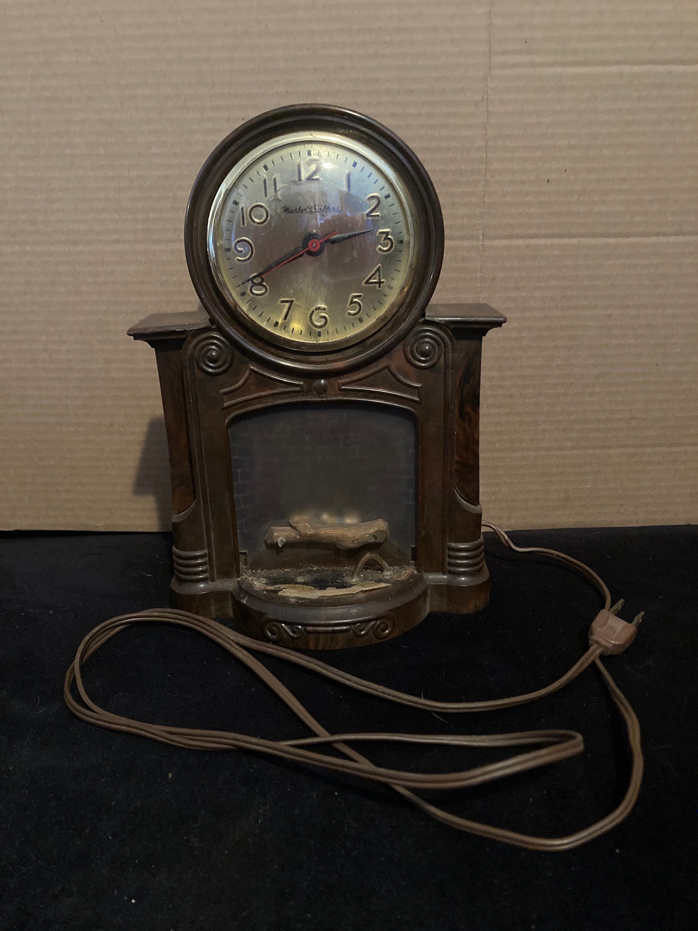 Antique to Vintage Clocks RCA Victor Radio Video Camera & Transistor ...
