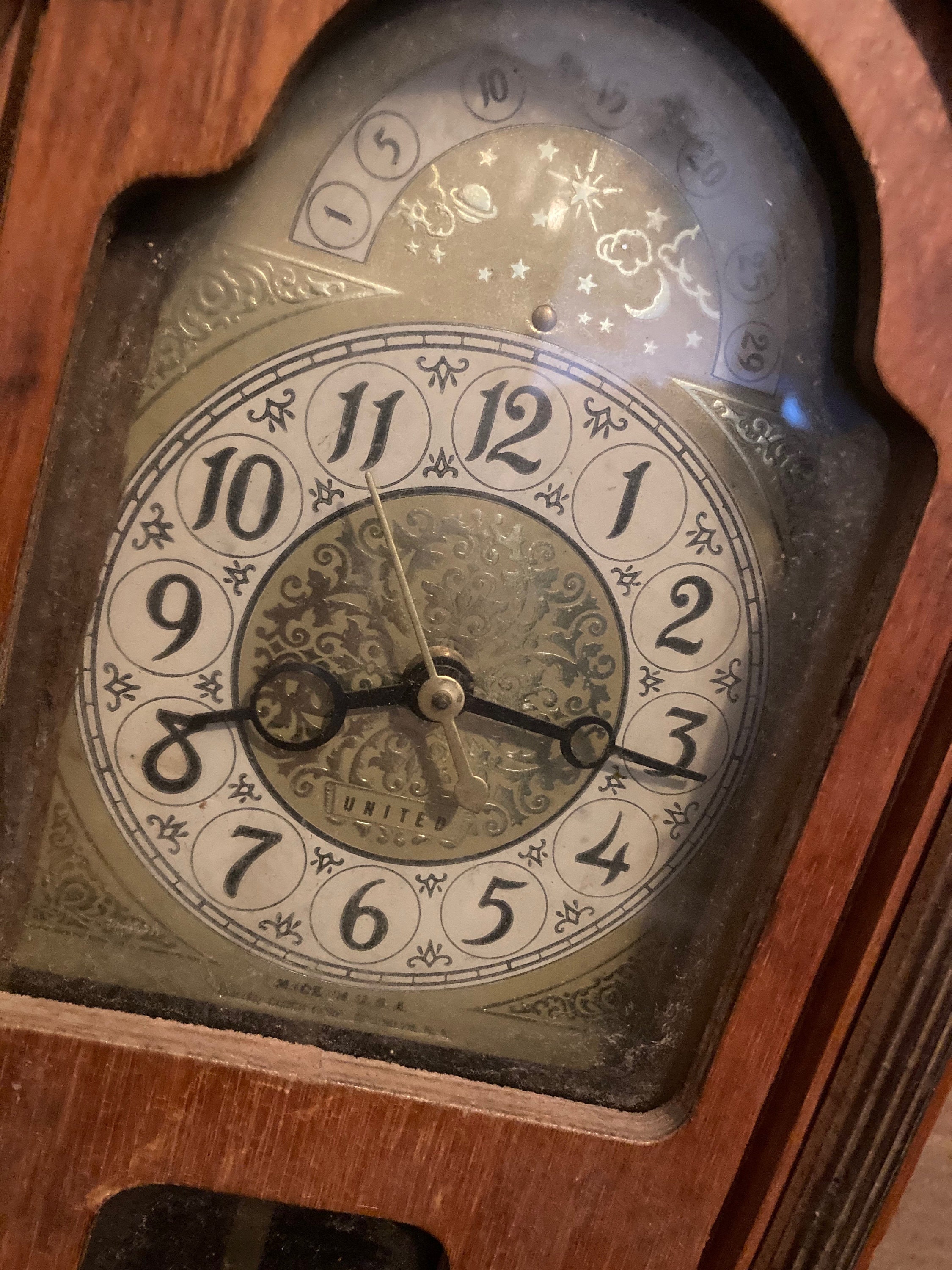 Antique to Vintage Clocks RCA Victor Radio Video Camera & Transistor ...