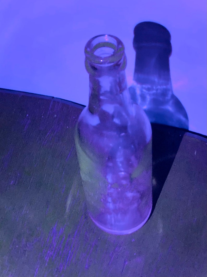 Antique Magnesium Glass Soda Pop Water Bottle by Bennett & Son the ...