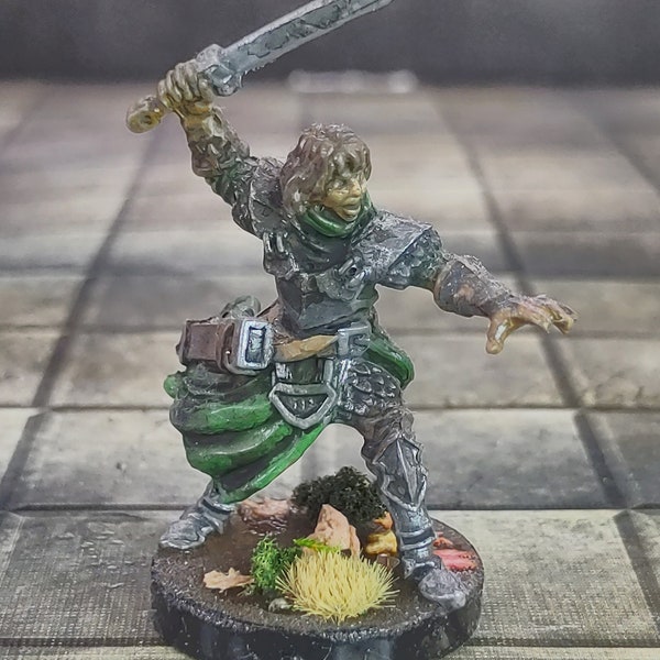 Knight Miniature Adventurer - Etsy