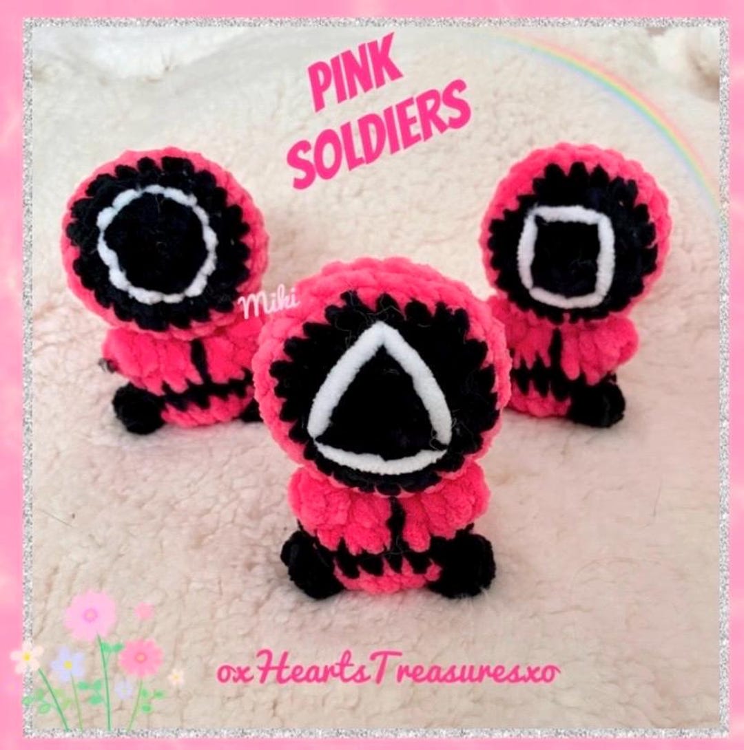 SET of 3 PINK SOLDIERS Plushies, Squid Game Soldier Crochet Dolls, Cute ...