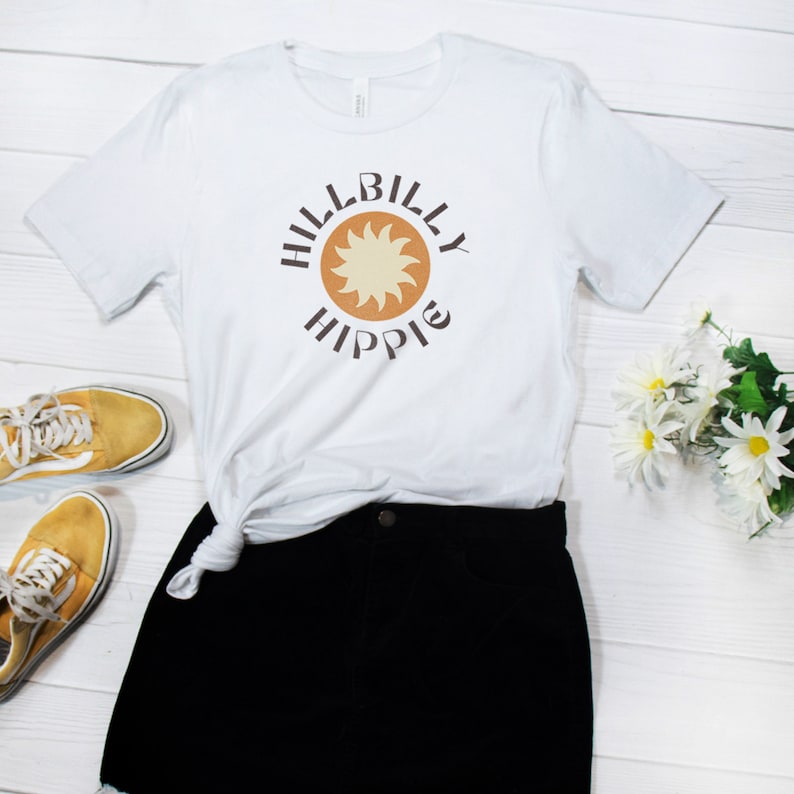 Hillbilly Hippie Vintage Lainey Wilson Tee - Etsy