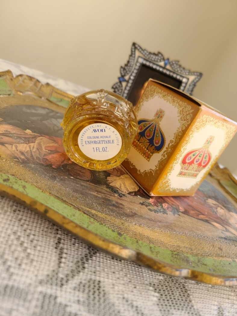 Vintage Avon 1972 Cologne Royale Crown Perfume in Unforgettable 1 Fl Oz ...