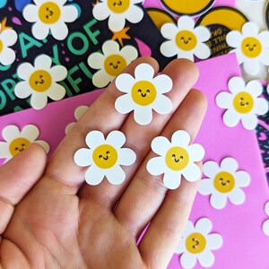Mini Happy & Cute Daisy Sticker Pack of 3+ Small 1" Flower Smiling ...