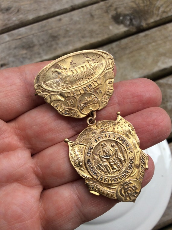 Military veteran gifts Vintage Military badge metal p… - Gem